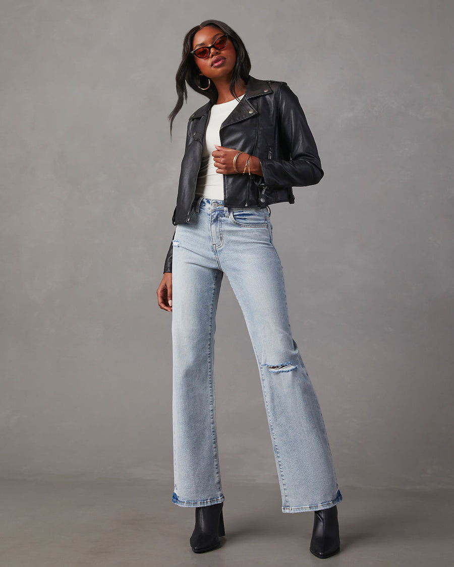 12 Flare Jeans Outfits to Wear in the Spring - The Ankara Queen